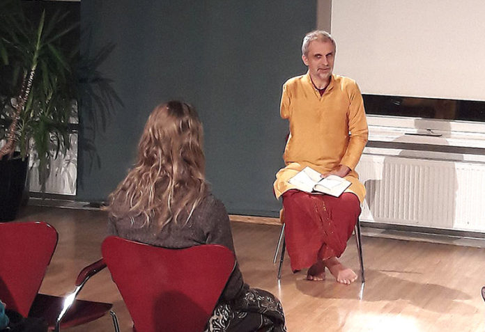 Suradasa luule tõlkija Mathura - Raplamaa Sõnumid